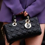 What Is The Varsity Bob Haircut? The Preppy Twist On The Classic Bob ...